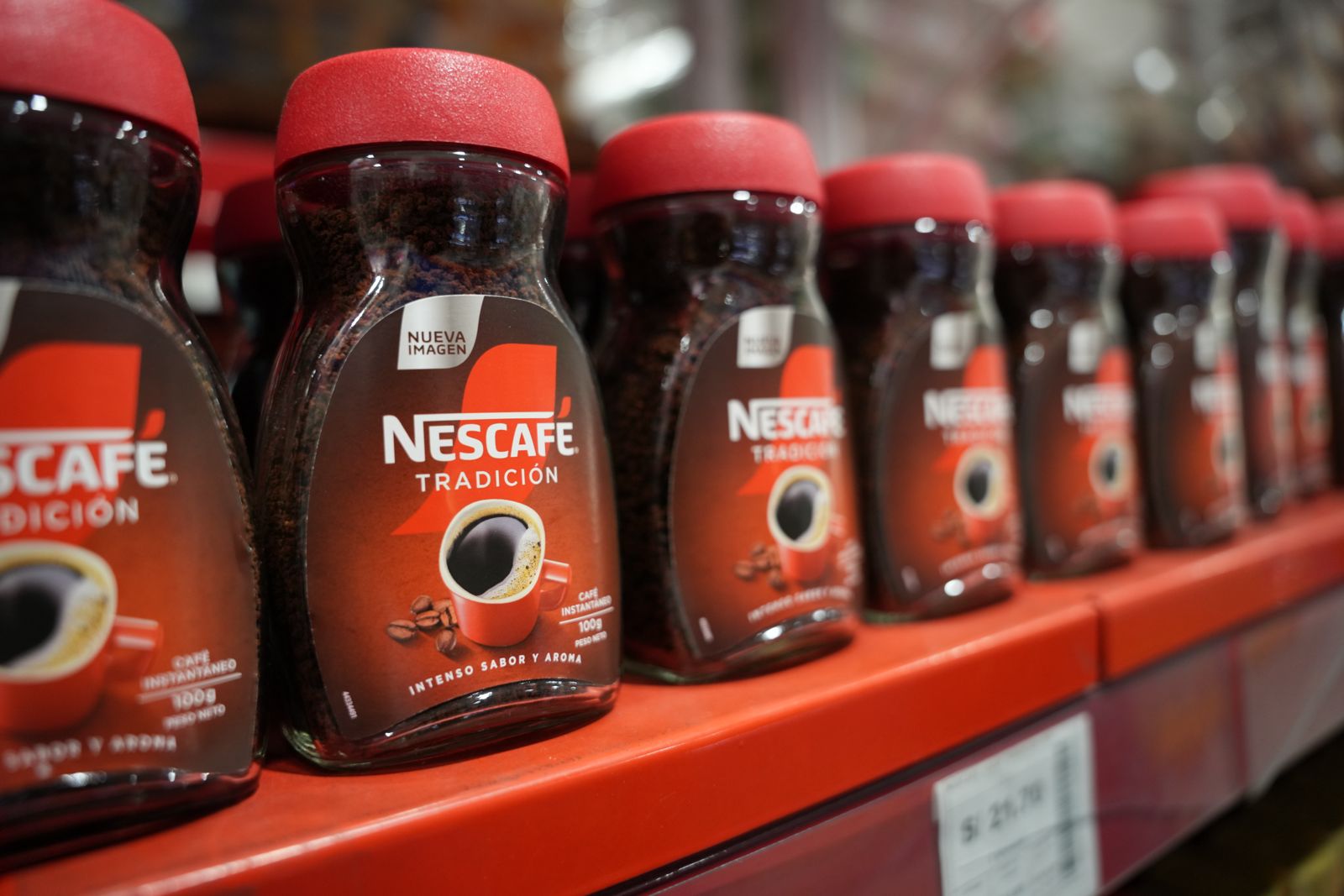 NESCAFÉ conecta con amantes del café en Tiendas Vega | Nestlé Perú